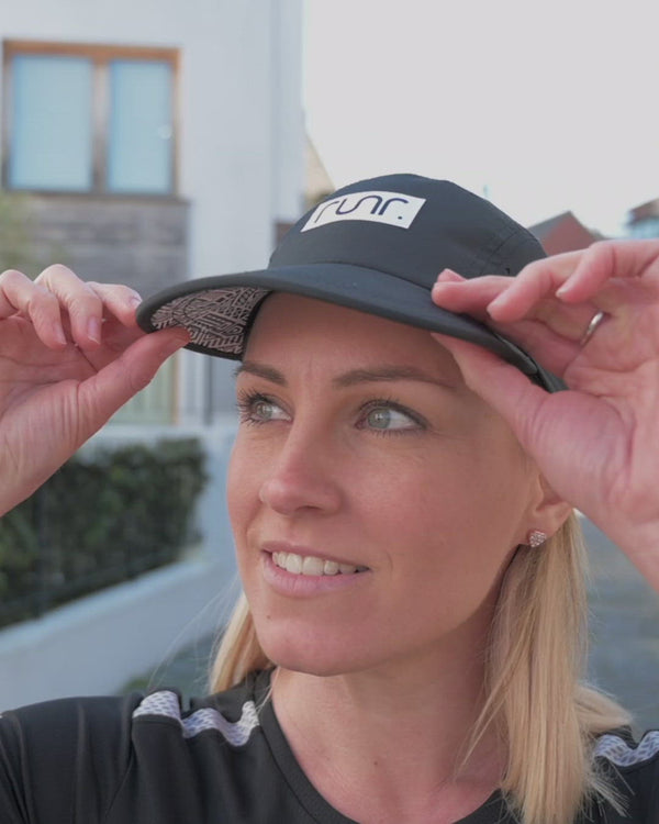 Runr Berlin Technical Running Hat